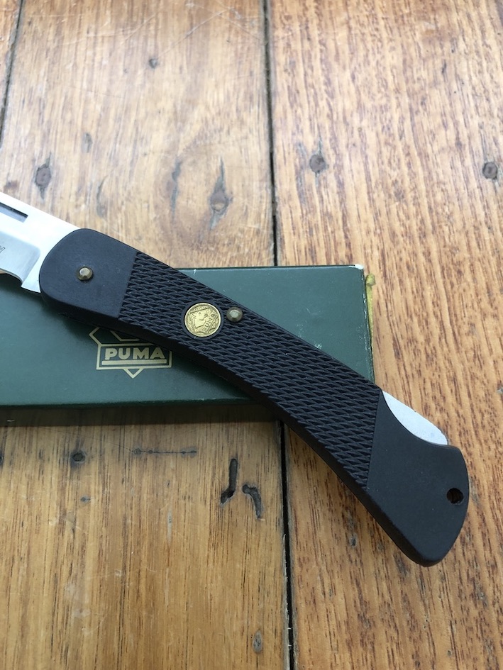 Puma Knife: PUMA Original Raven 231265 Folding Lock Knife with Original Box