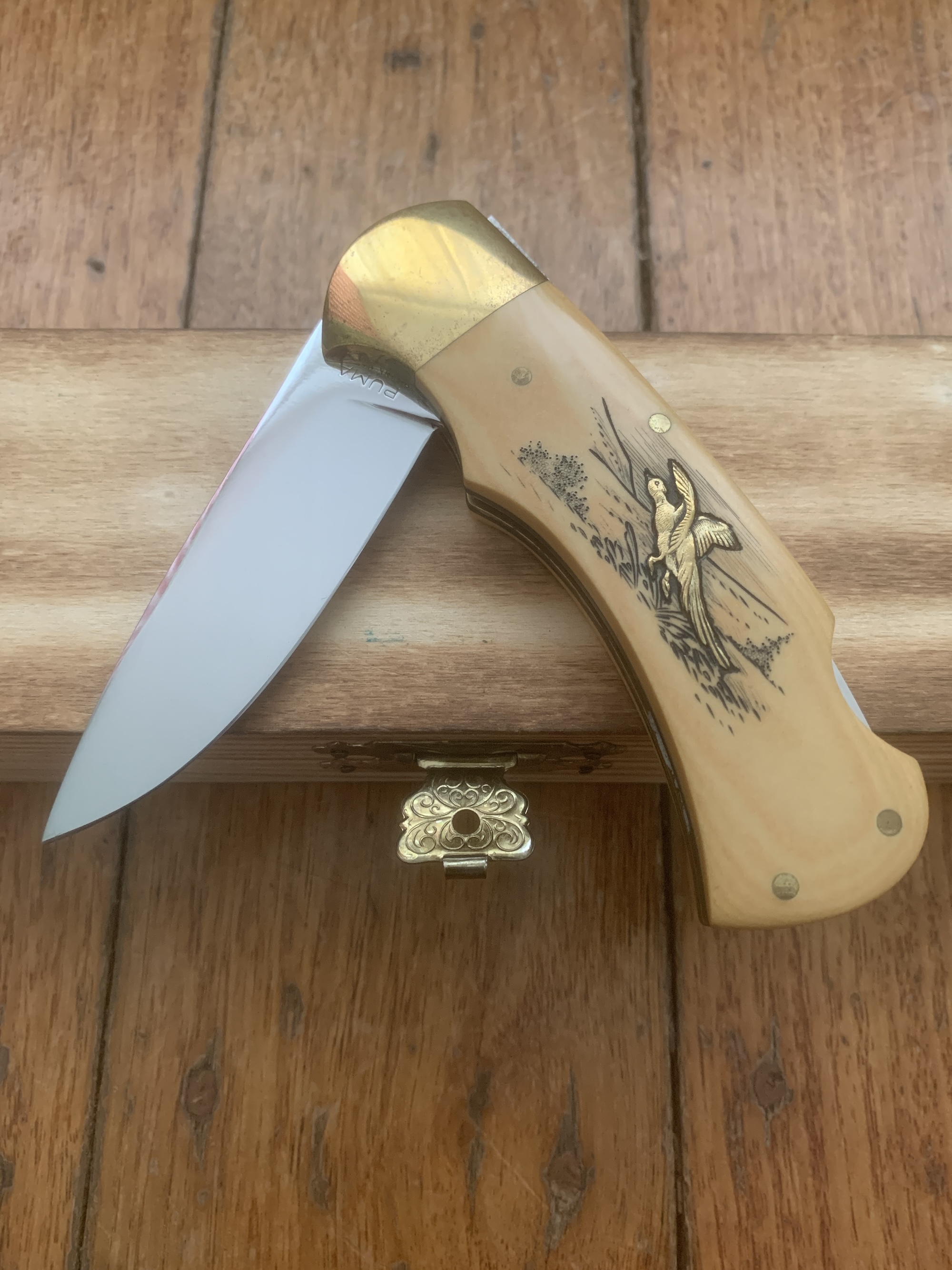 Puma Knife: Puma Original Puma 715 4 Star Game Bird Scene Folding Lock ...