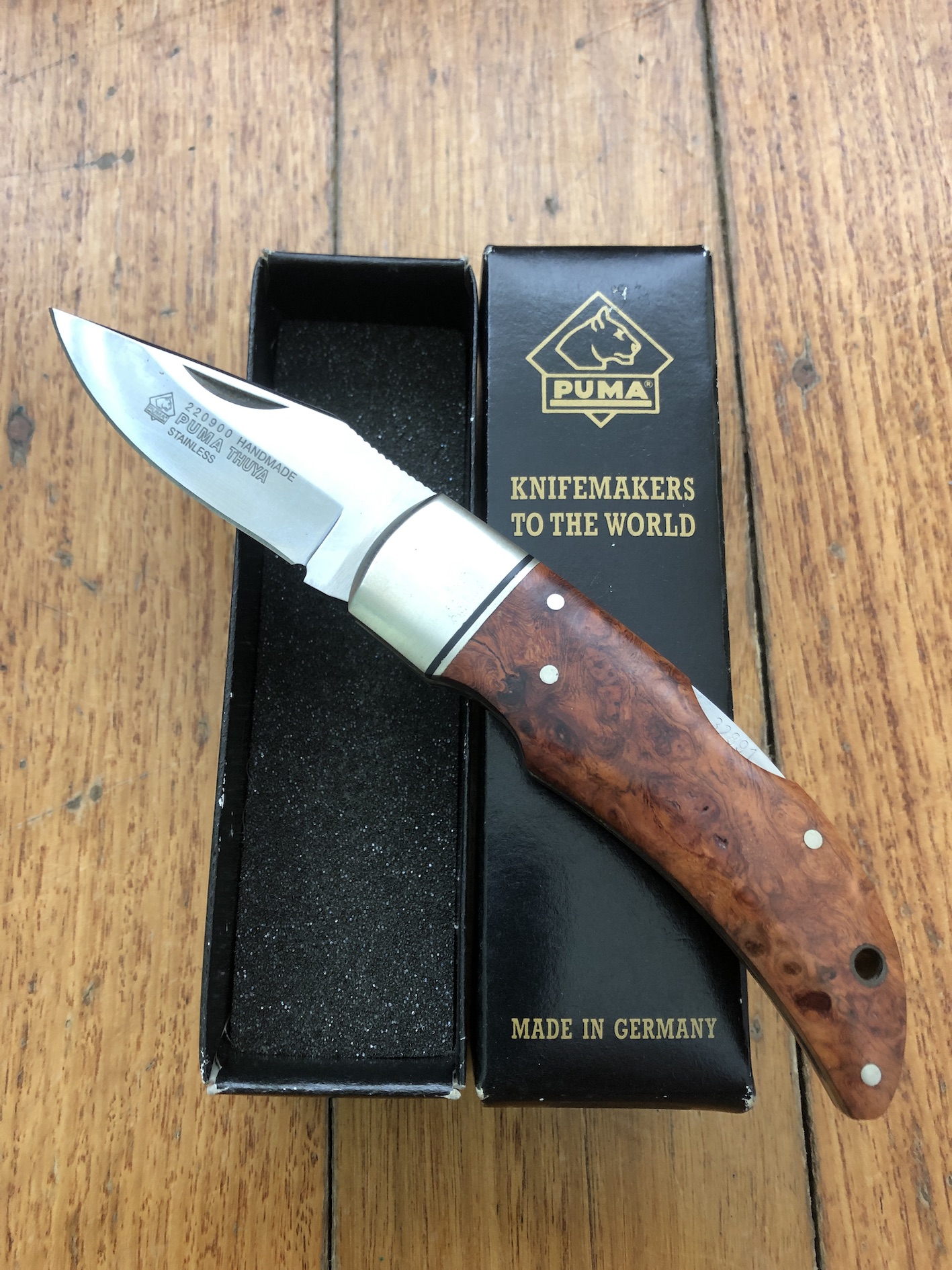 Puma Knife: Rare Puma THUYA Folding Knife with Root Wood Handle in ...