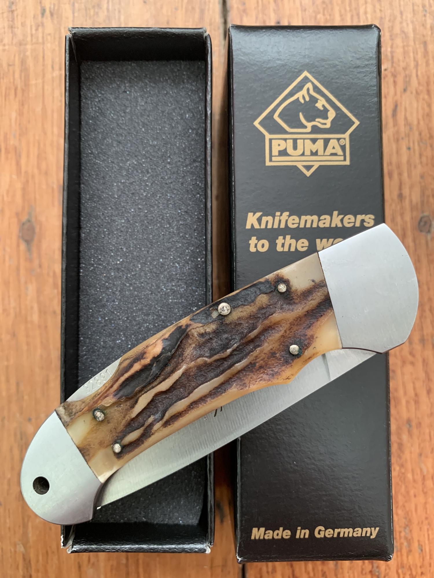 Puma Knife: Puma 1998 Custom Stag Antler Handled Lock Back Folding Knife
