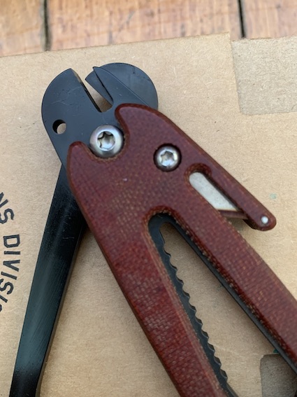 SureFire Knives EW-06 DELTA Rescue/Tactical Multi-Use Boxed Fixed Blade ...