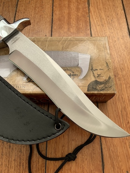 United Cutlery Gil Hibben Highlander Bowie with Black Leather Sheath