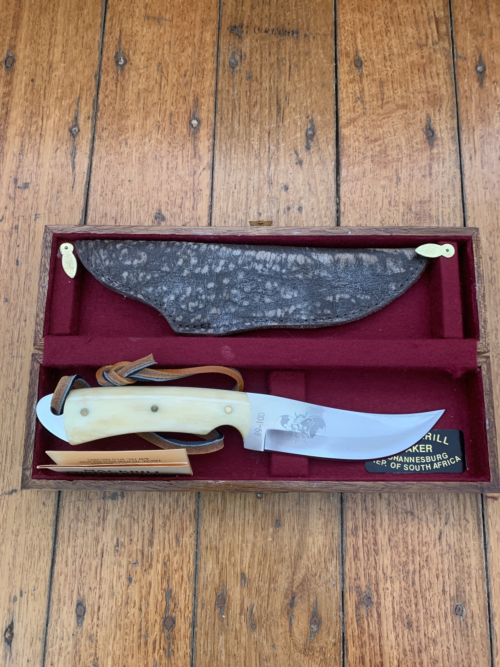 Mackrill Custom Knives 1996 No.3 SCI Limited edition LION Bone #89-100