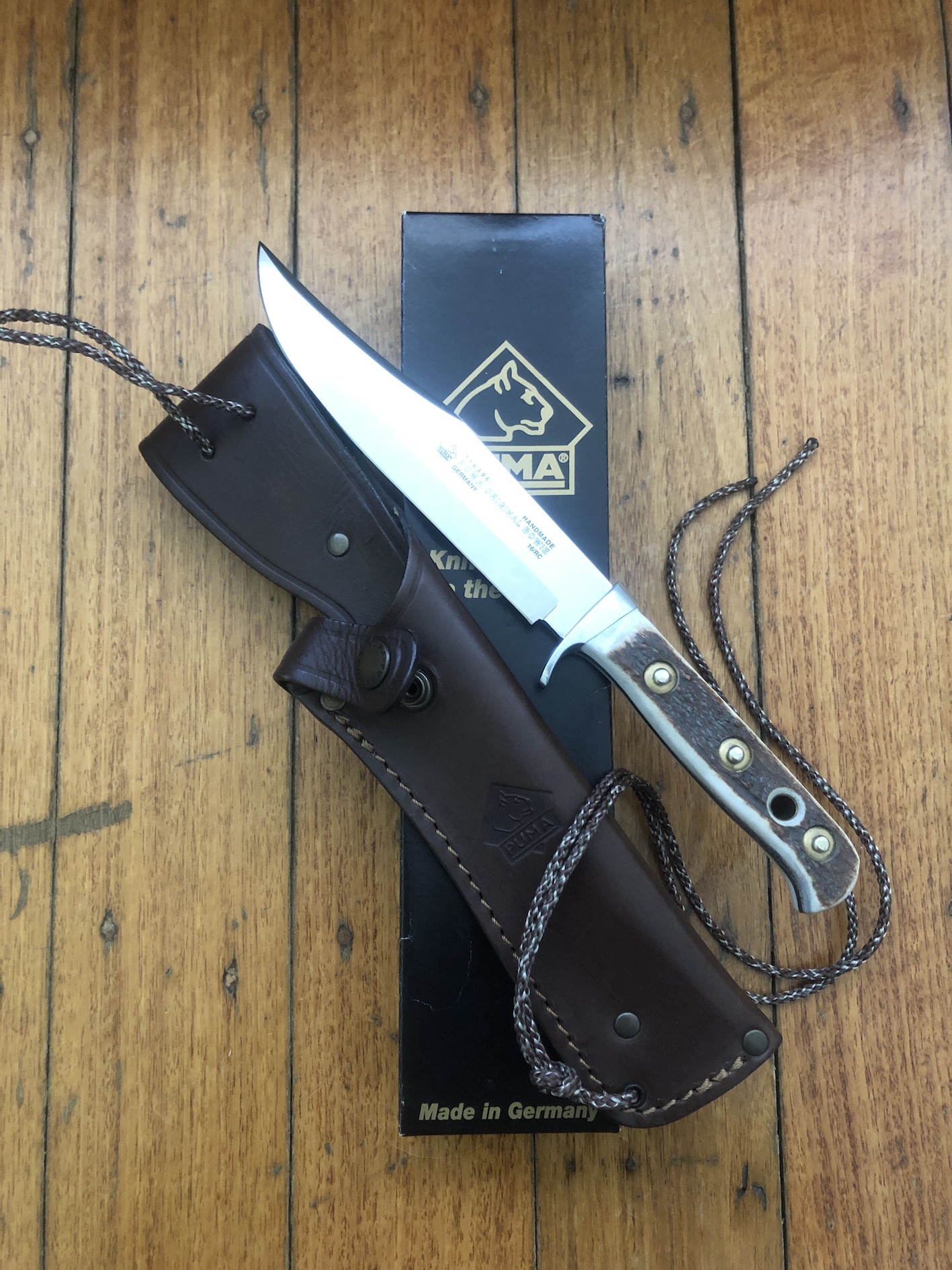 Puma Knife: Puma 2016 Bowie Handmade Knife with Stag Antler Handle