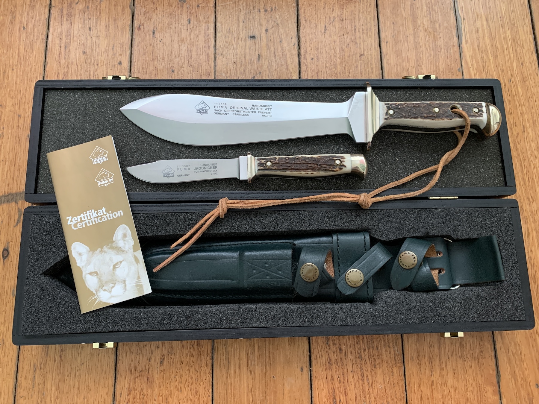 Puma Knife: Puma 2007 Waidbesteck Set (Waidblatt and Nicker) twin knife set