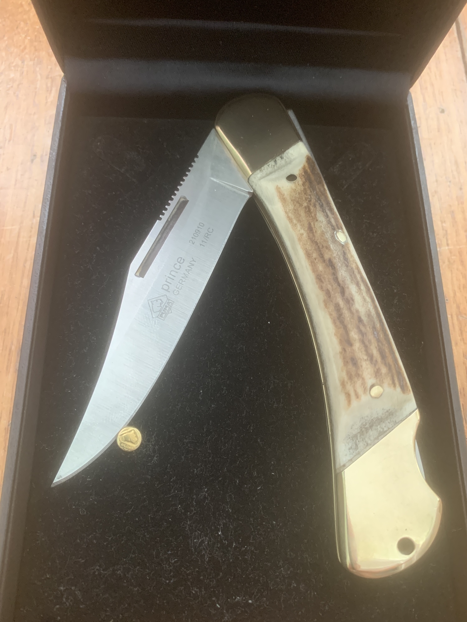 Puma Knife: 2011 Puma Prince Folding Knife with Sambar Stag Antler ...