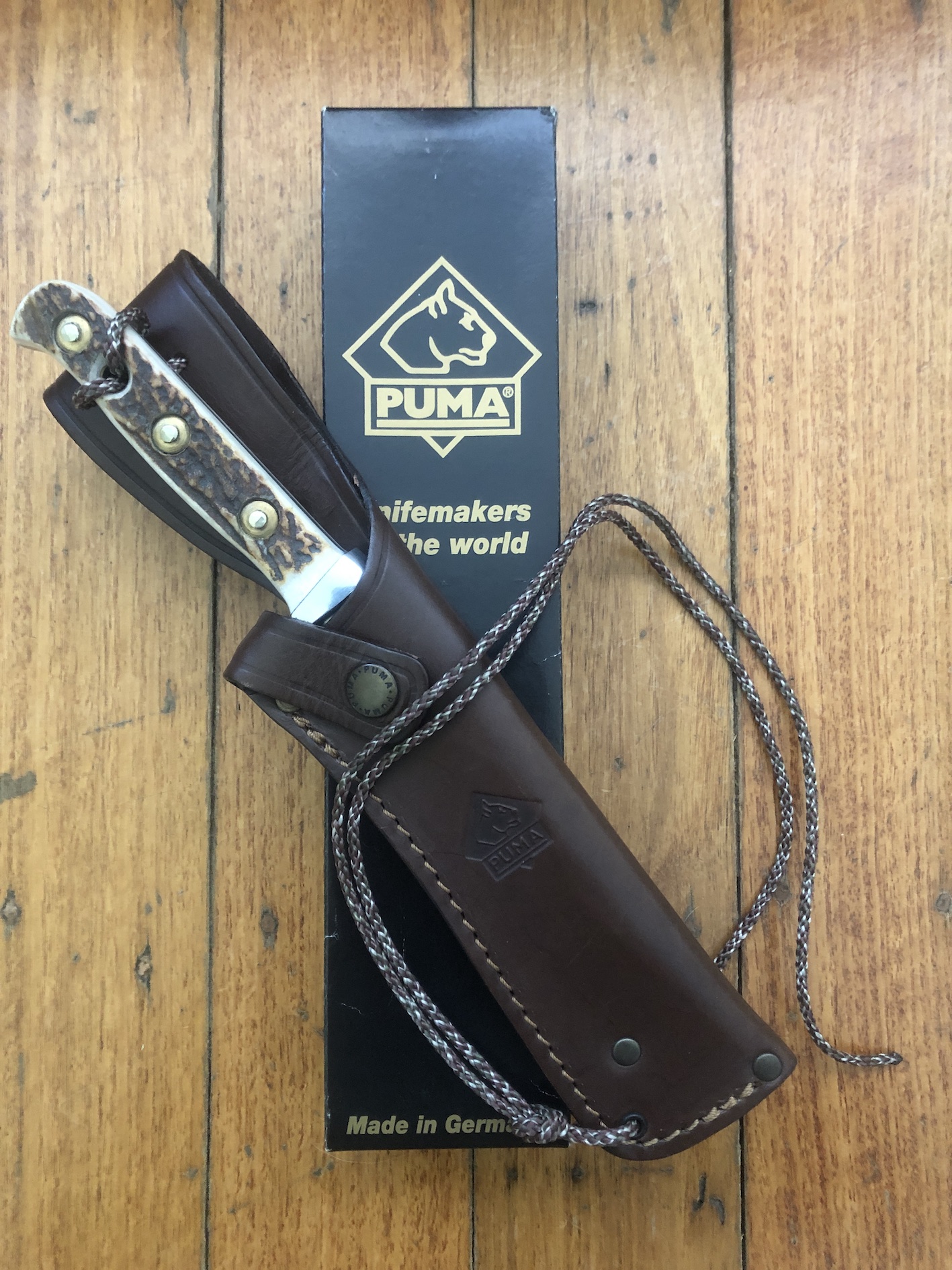 Puma Knife: Puma 2016 Bowie Handmade Knife with Stag Antler Handle