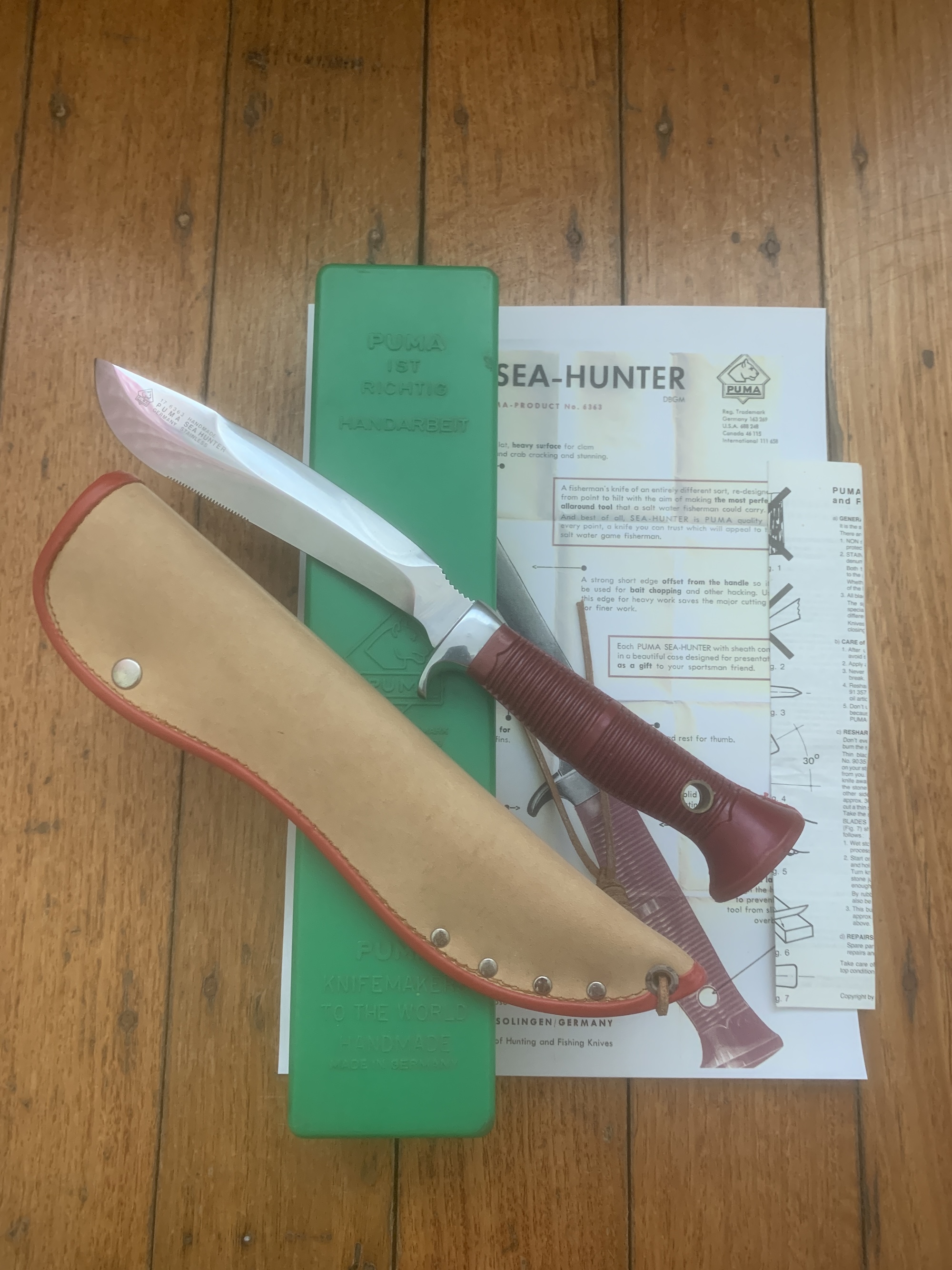 Puma Knife: Puma Original 2008 FROGMAN 13 6300 in Original Sheath and Box