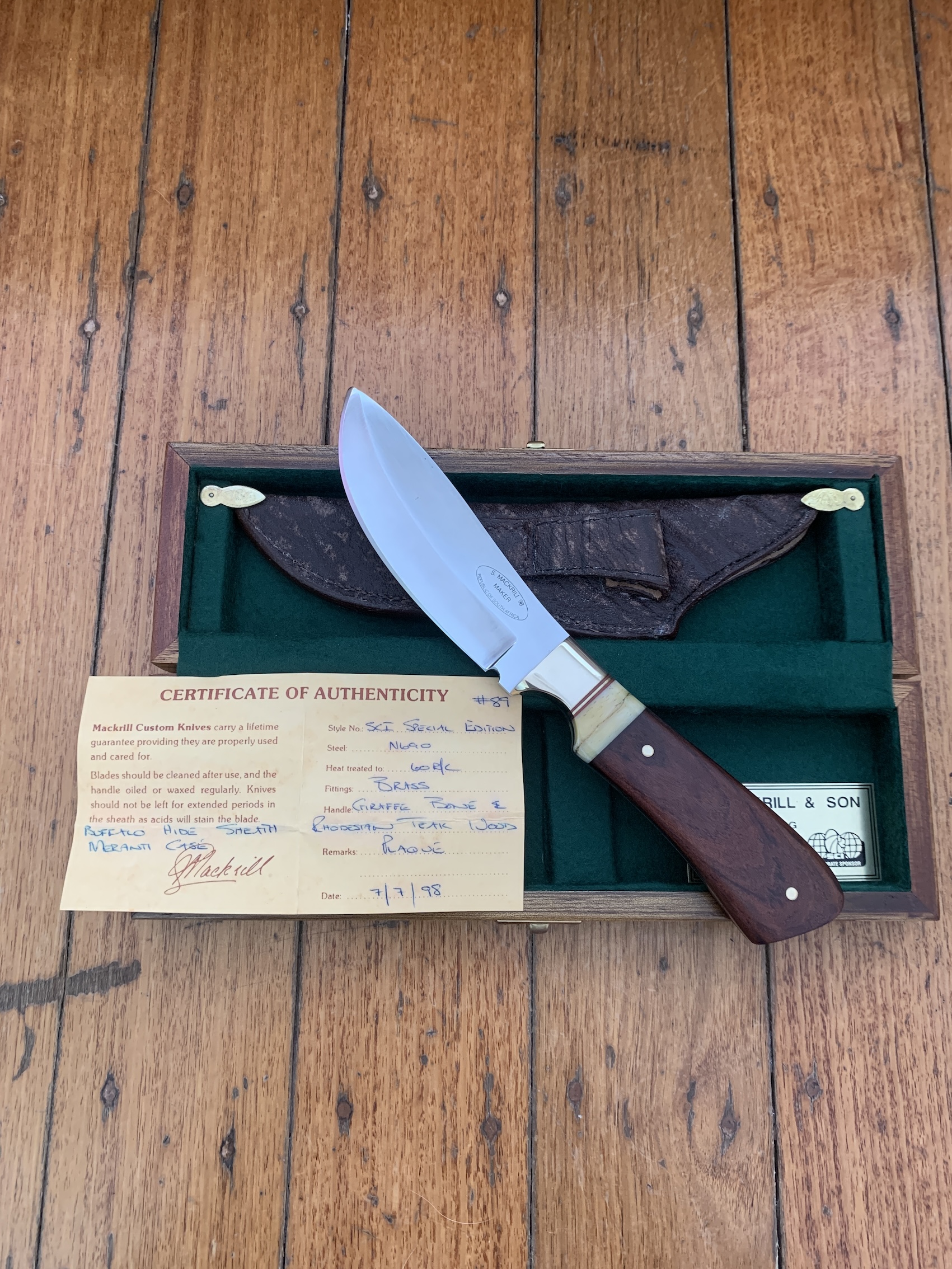 Mackrill Custom Knives 1998 No.5 SCI Limited edition Giraffe Bone ...