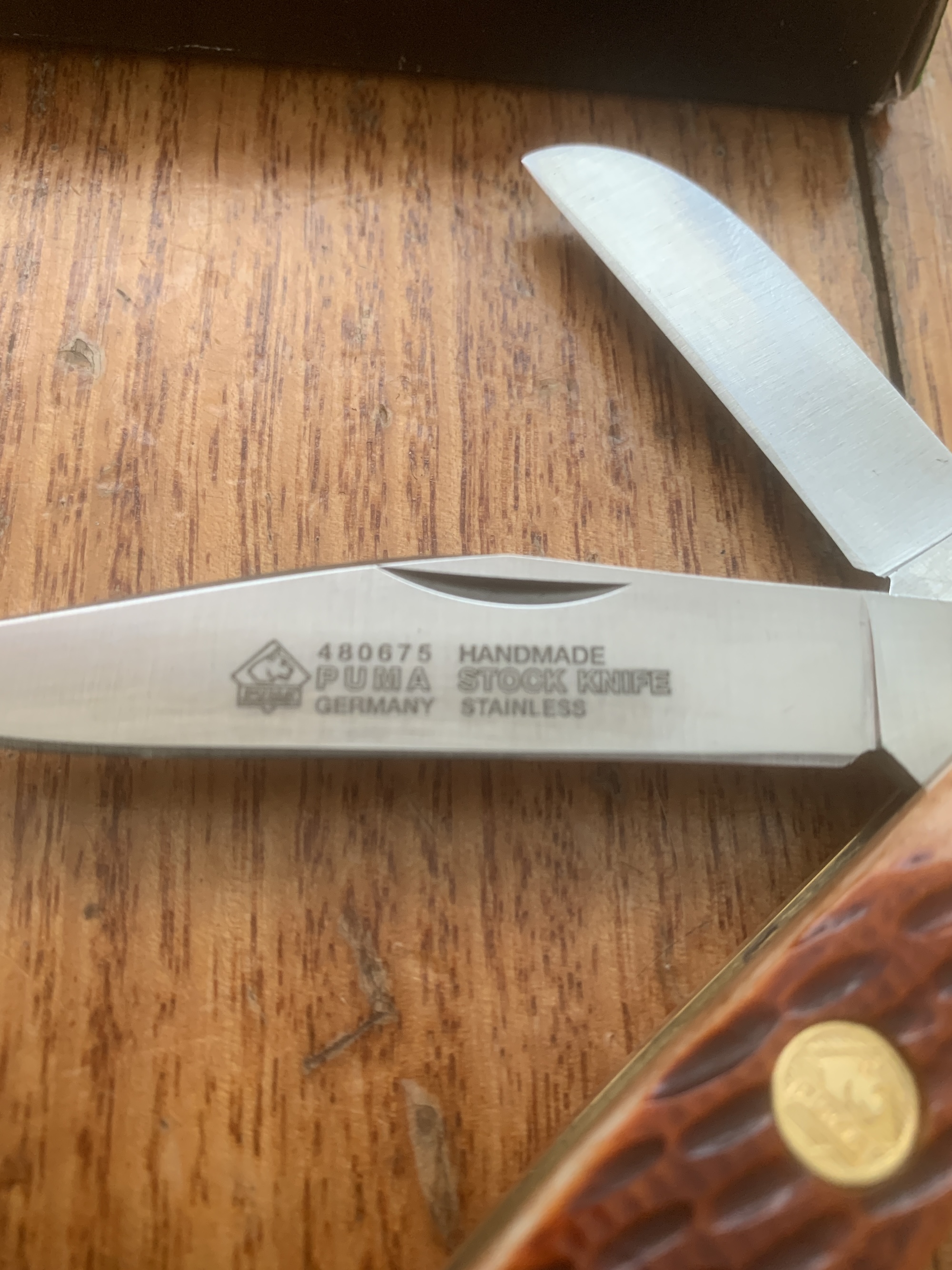 Puma Knife: Puma Stockman Folding Knife with Jigged Red/Brown Bone Handle