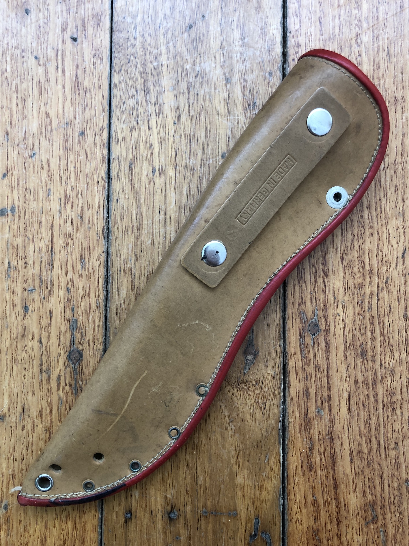 Puma Knife Sheath: Puma Rare 1970's era Tan Leather Sea Hunter Knife Sheath