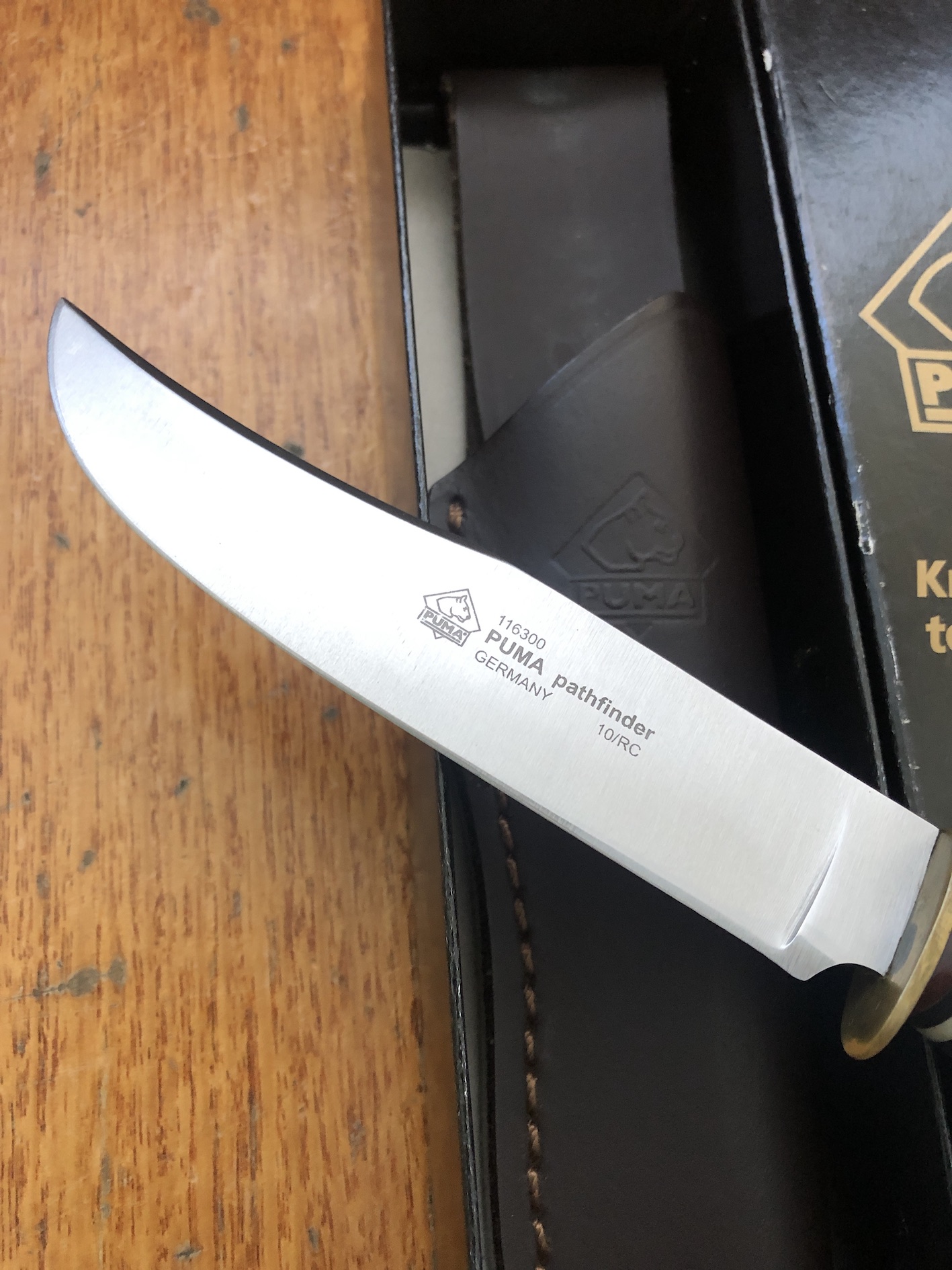 Puma Knife: Puma 2010 Pathfinder Bowie Handmade Knife with Genuine Stag ...