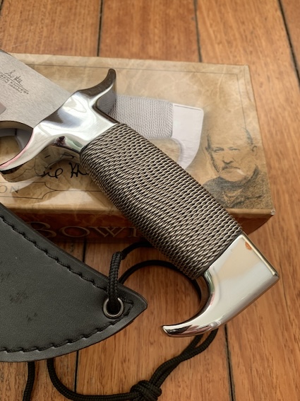 United Cutlery Gil Hibben Highlander Bowie with Black Leather Sheath