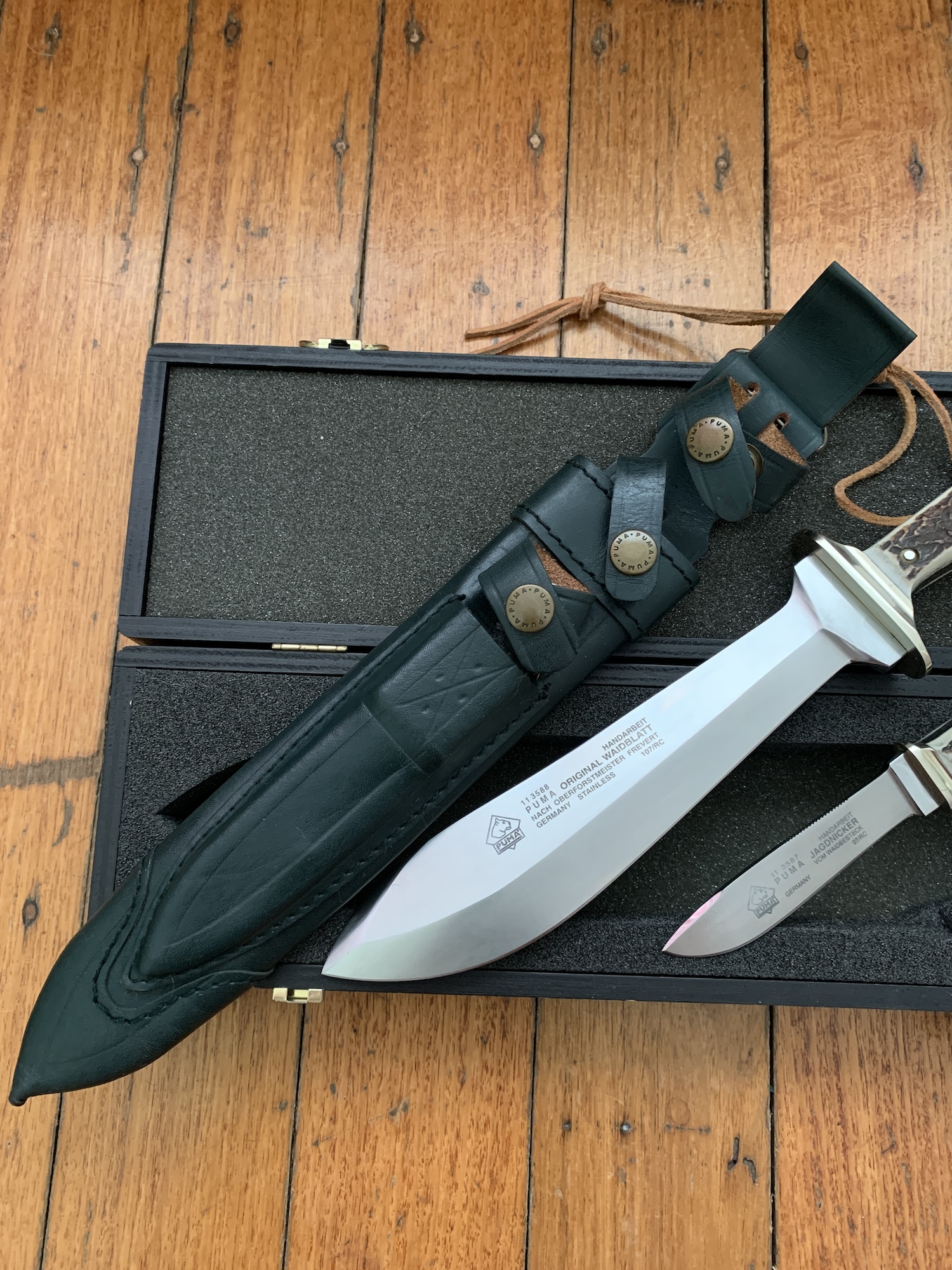 Puma Knife: Puma 2007 Waidbesteck Set (Waidblatt and Nicker) twin knife set