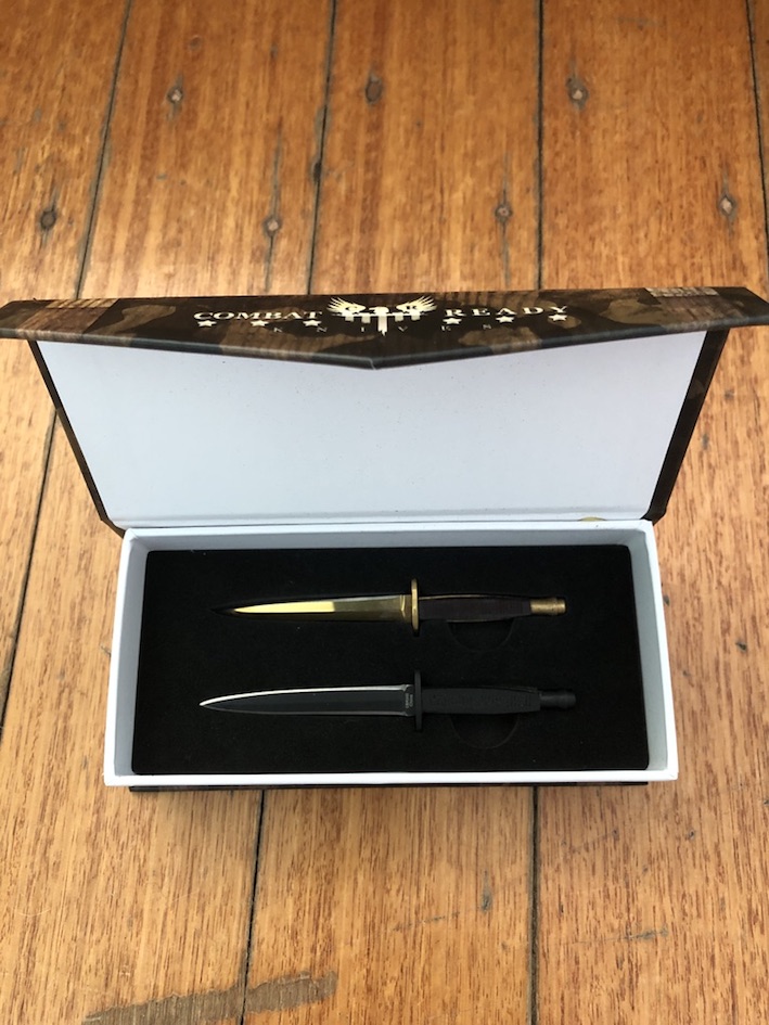 Twin Miniature COMMANDO Knives in Presentation Box