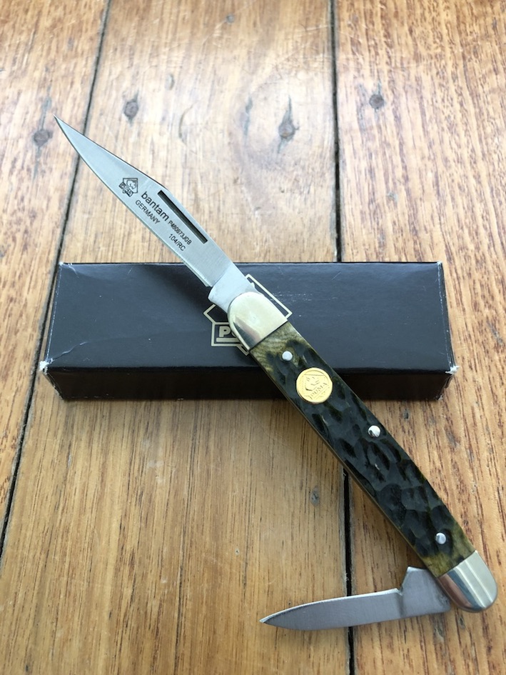Puma Knife: Puma Bantam Folding Knife with Green Jigged Bone Handle