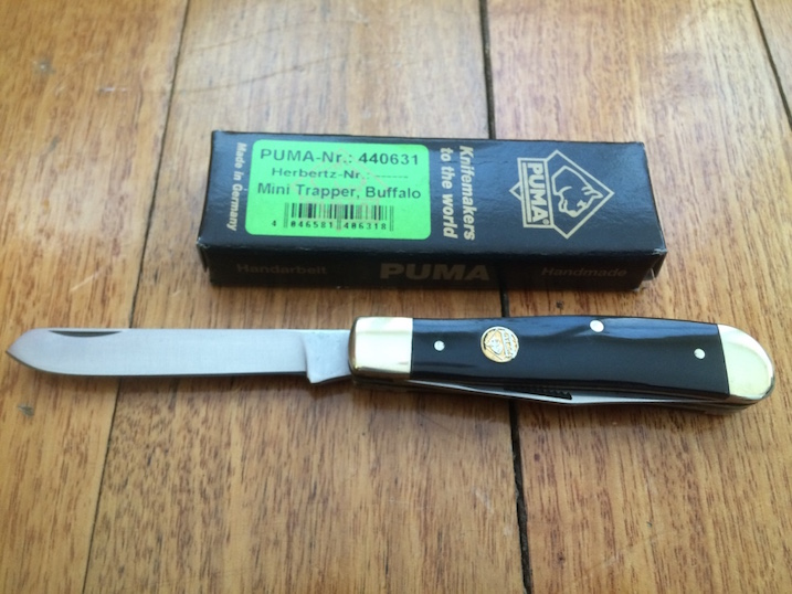 Puma Knife: Puma Mini Trapper Lockback Knife with Black Buffalo Horn Handle