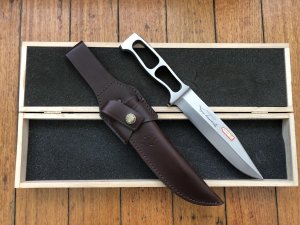 Puma Knife: Puma Rare Numbered #2911 German Expedition Knife in ...